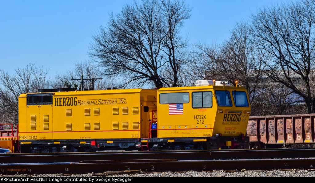 HZGX 212 MOW equipment